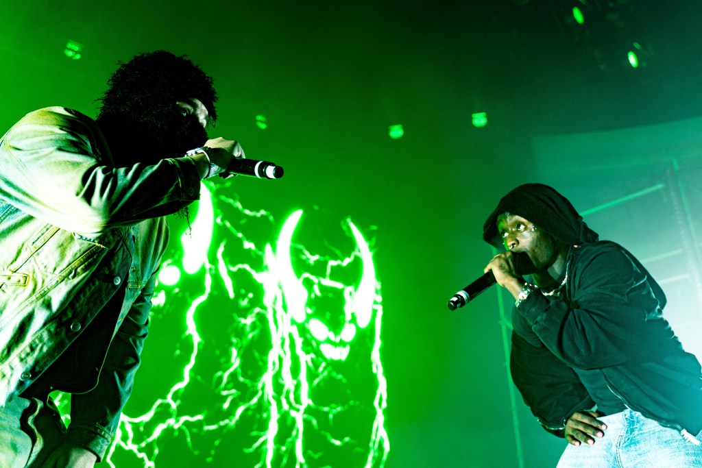 Yeat brings out Lil Uzi Vert at sold-out Los Angeles show – Our ...